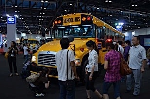 Blue Bird Visits China Again, Exhibits Vision School Bus at Chinese ...