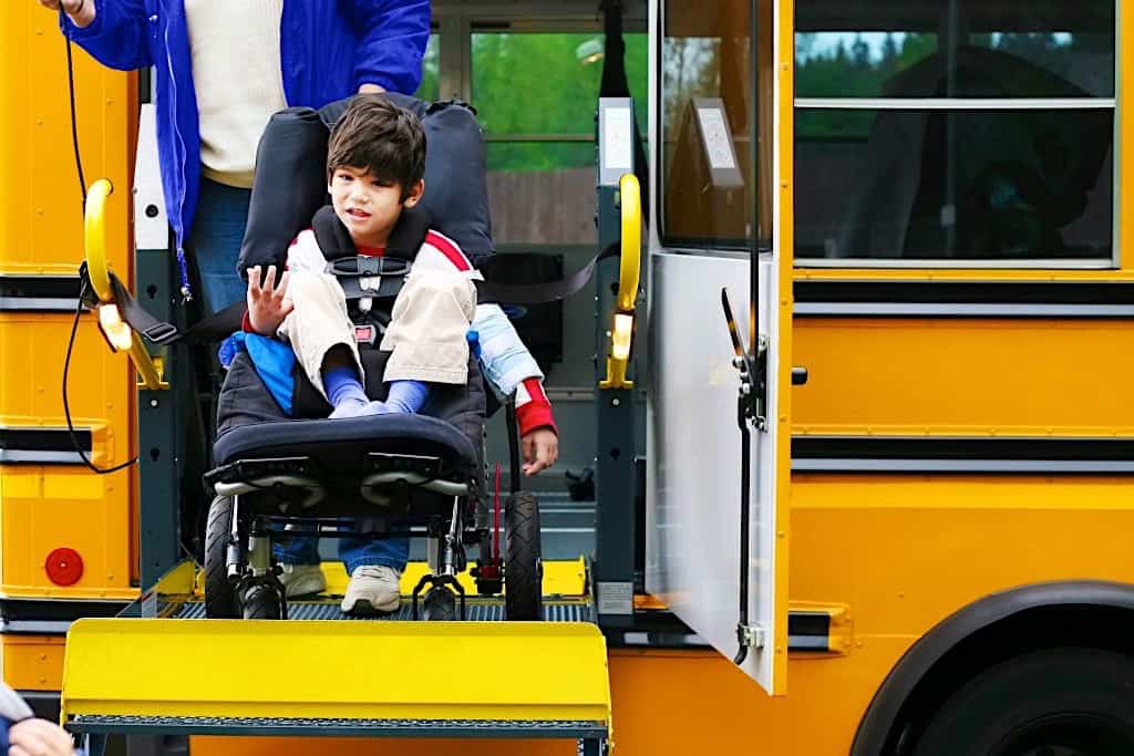 HISD Bus Driver & Aide Step Up for Student With Seizures - School ...