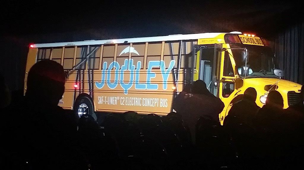 Photos: Thomas Bus Debuts New ZEV School Bus Jouley - School ...