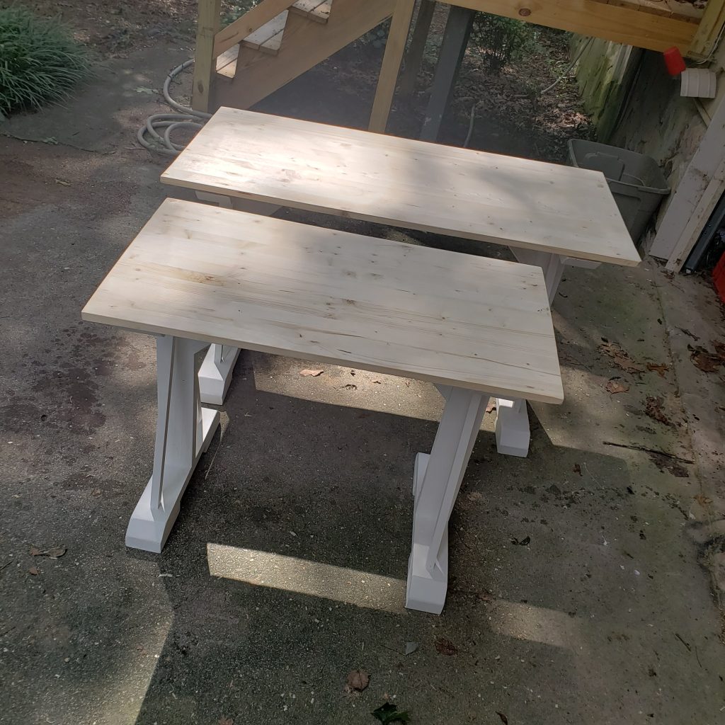 Georgia School Bus Driver Makes Desks for Student Online Learning ...
