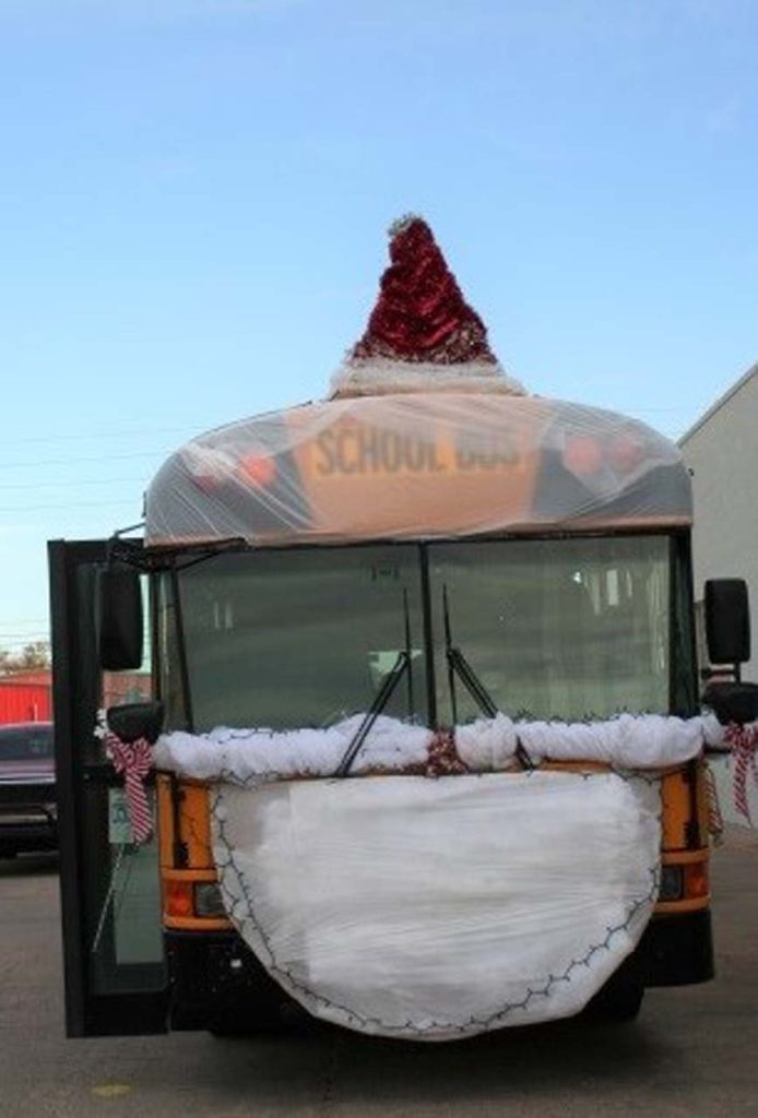 Gallery: School Districts Decorate School Buses for Holiday Spirit ...