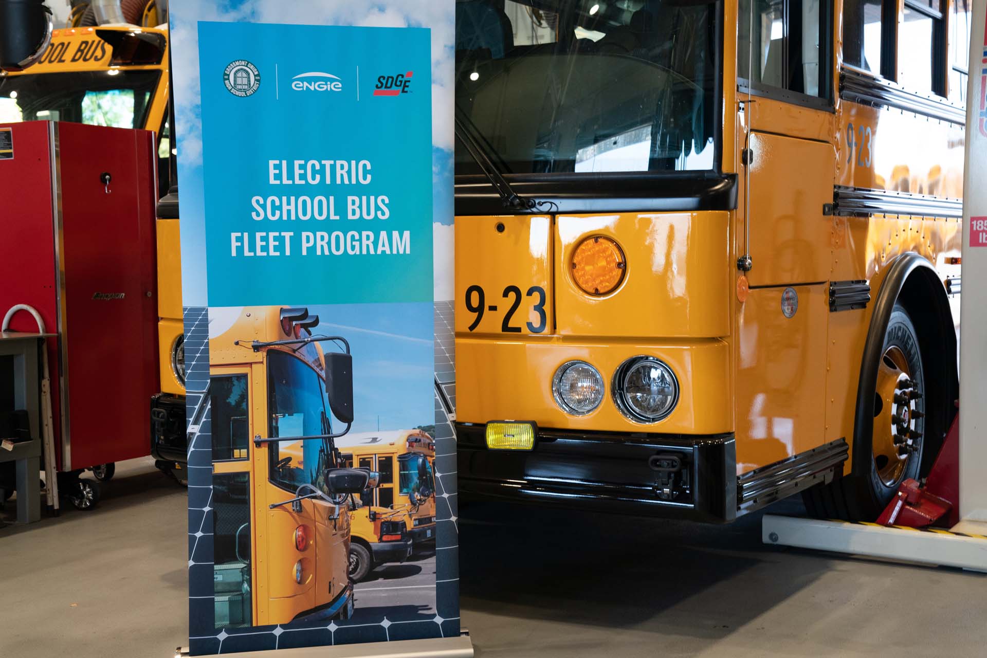 San Diego School District Showcases Electric School Buses, Modern ...