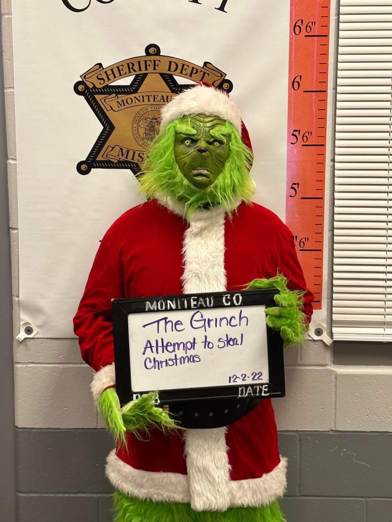 National Express LLC Spreads Cheer Across North America This Holiday ...